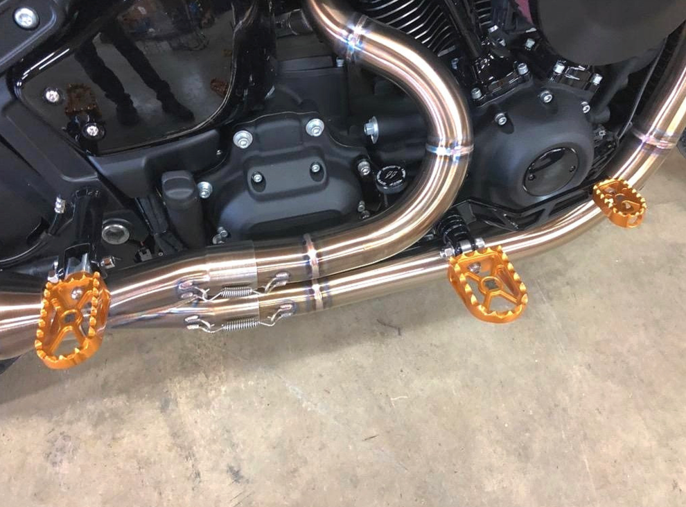 DMR 2018-up Softail Mid Controls for Factory Enclosed Primary – GAS ...